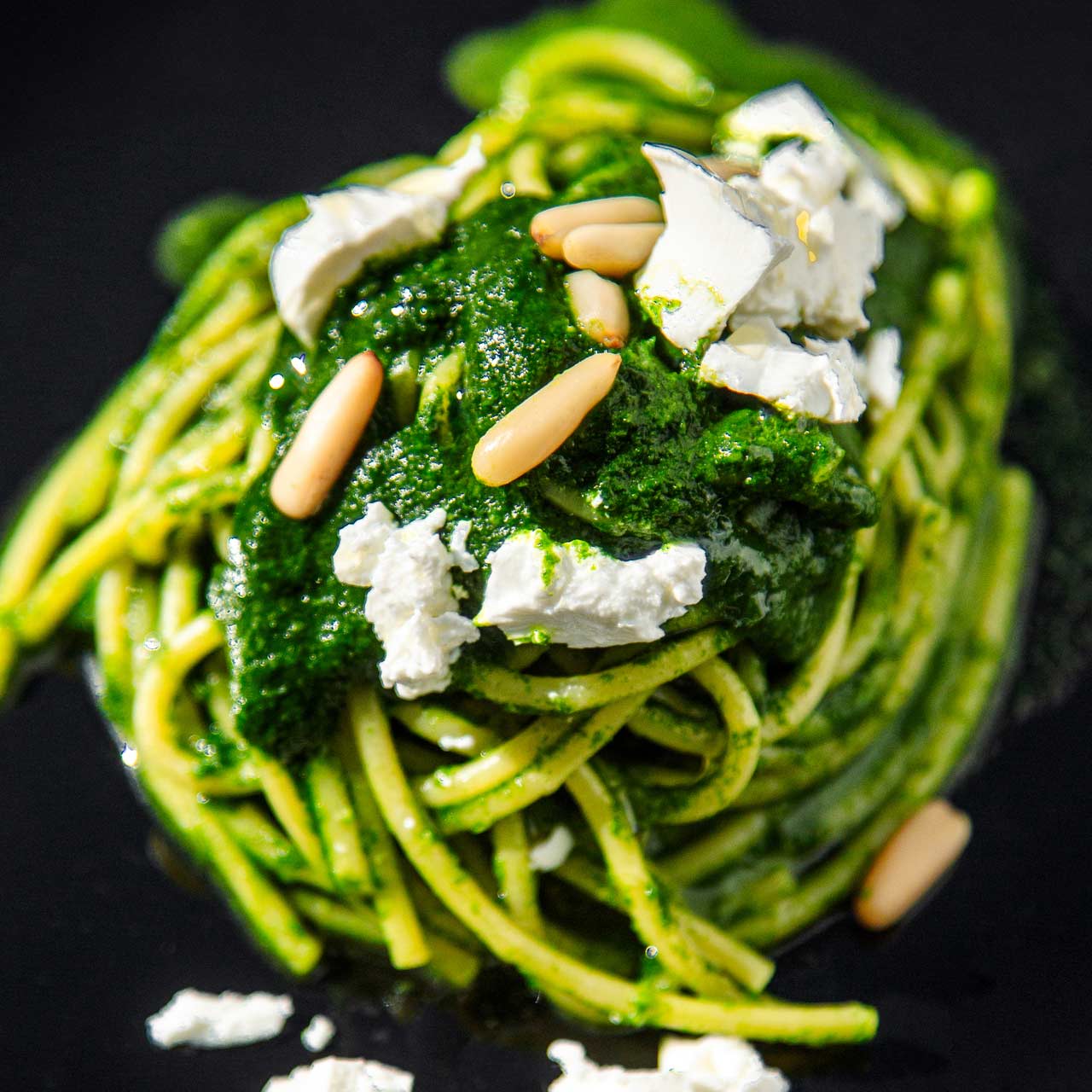 Makaron ze szpinakiem i fetą w 20 minut